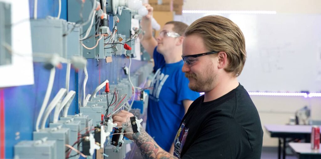 Electrician Training Program in Phoenix, Arizona | RSI